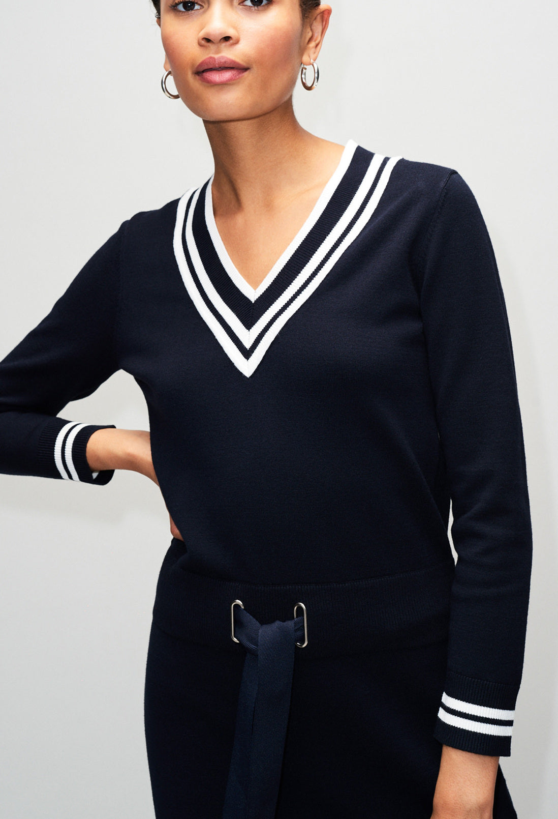 Robe longue en maille longue col V